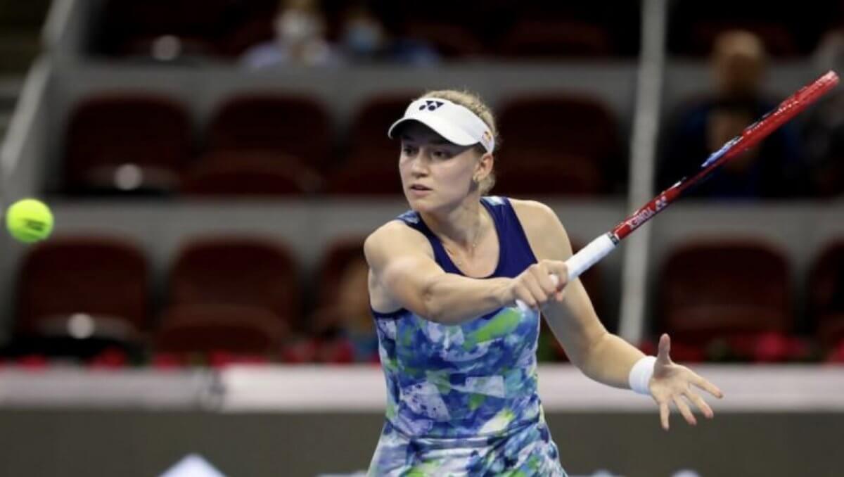 Елена Рыбакина снялась с турнира WTA 500